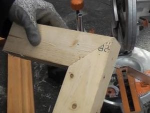 How To Join 2x4 At Corner | Cut The Wood