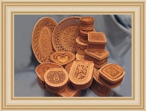 Russian Woodcarving: Exploring Patterns That Touch The Deepest Corners ...