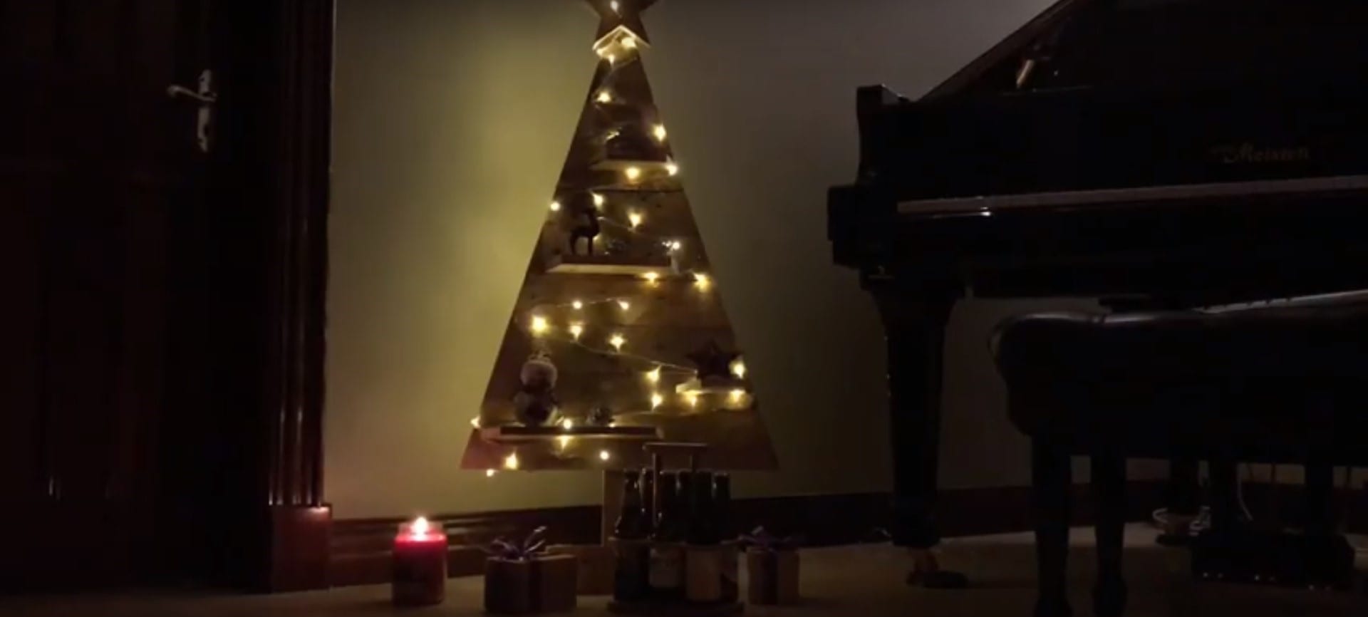 35 Pallet DIY Christmas Tree Ideas | Cut The Wood