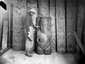 The Descendants Of Maori Wood Carving: Meet The Master Wood Carvers Of ...