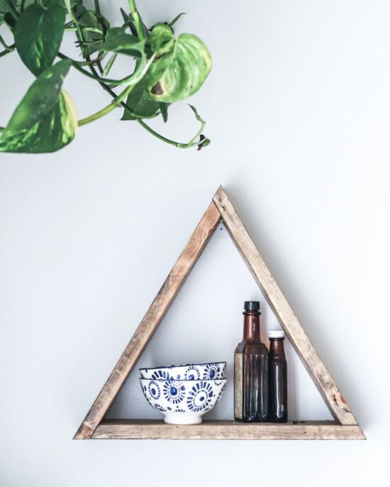 How To Build A Simple Bookcase | Cut The Wood